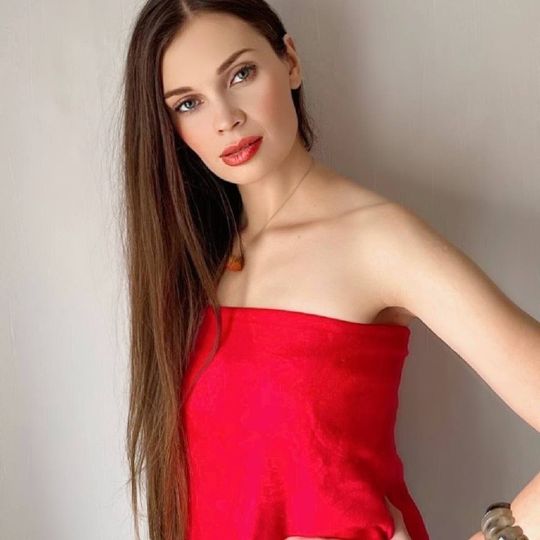 Rising Periscope, YouNow, and etc. live streams on LiveOMG.com