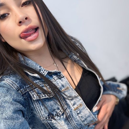 Liveomg Periscope LiveOMG Live Video Streams. Periscope, YouNow,