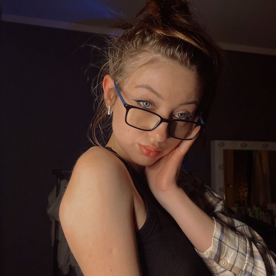 anchelus☄️ hi♥️ liveme.com