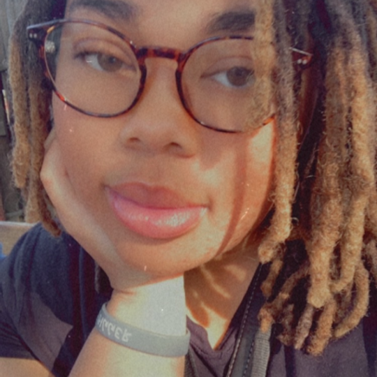 LiveOMG - Live Video Streams. Twitch, Kick, Bigo Live, Periscope, and etc.