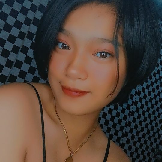 Rising Periscope, YouNow, and etc. live streams on LiveOMG.com